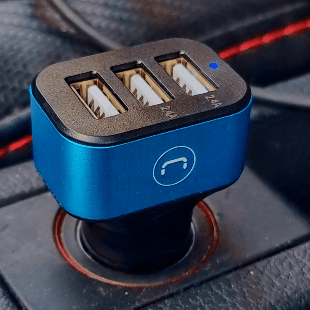 Unno Car Fast Charger Triple USB - TechAccessTT